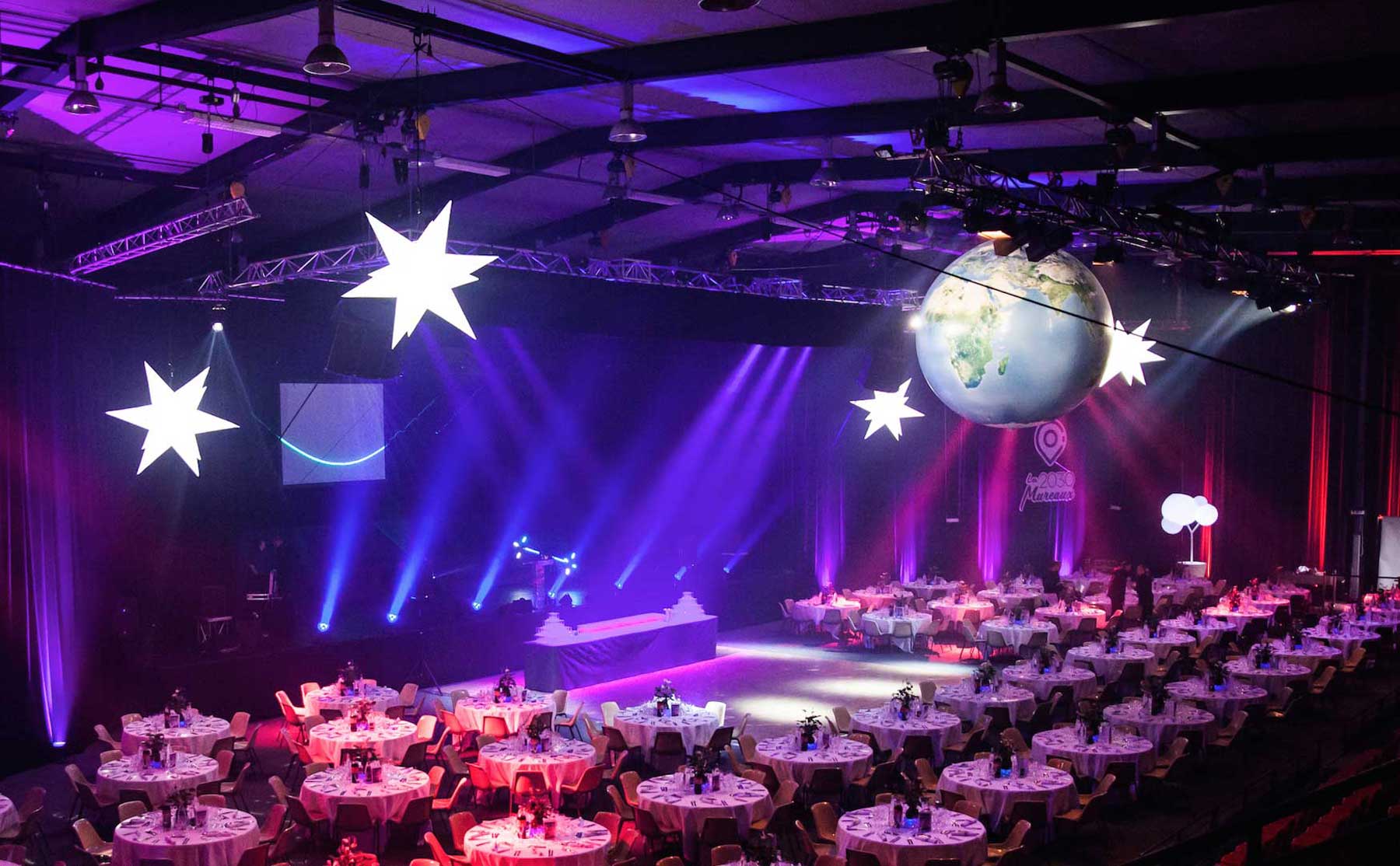 Réalisations structure gonflable et décoration lumineuse : Eclairis